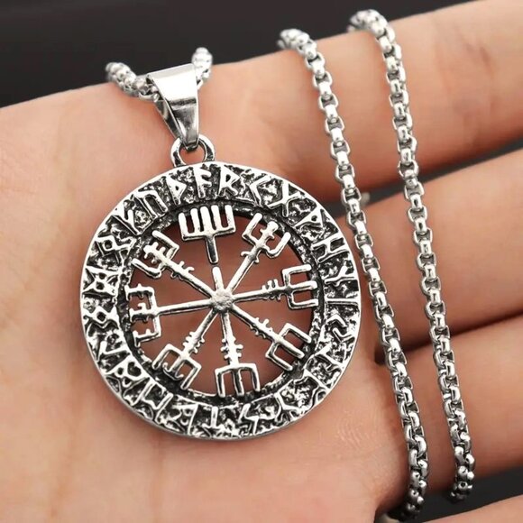 Viking Necklace Helm of Awe | Accessories | Necklace Viking Helm Of Awe ...